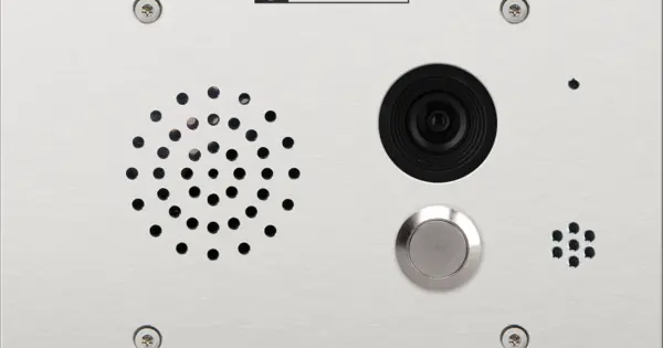 Intercom Stations for 3 Gang Boxes | Commend Americas