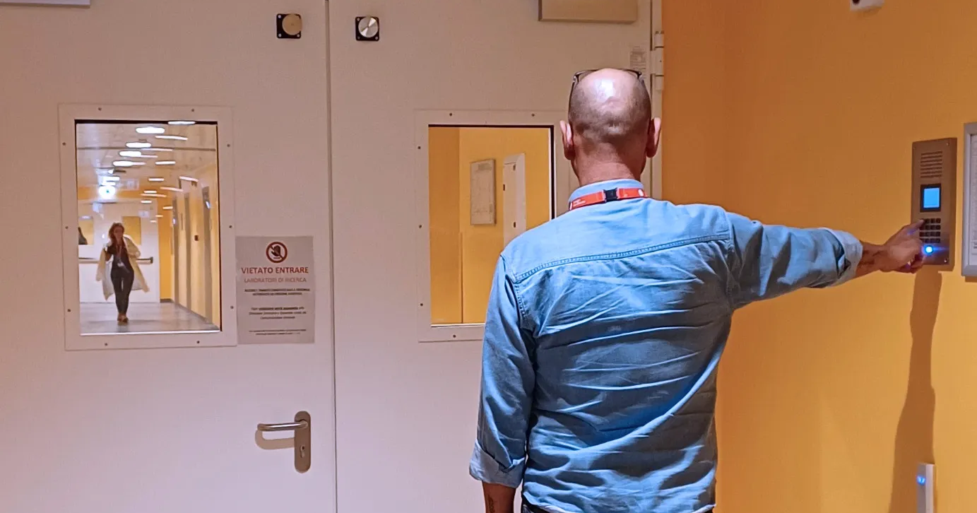 Efficient Hospital Communication System | COMMEND